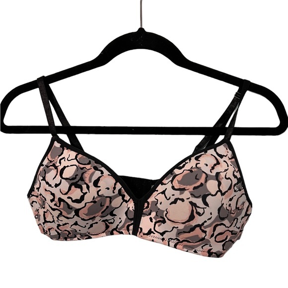 Spyder | Intimates & Sleepwear | Spyder Pink And Black Wireless Bra ...
